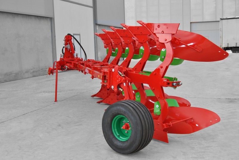 Arados de Vertedera Escudero Arado vertedera reve... | Agromaquinaria.es