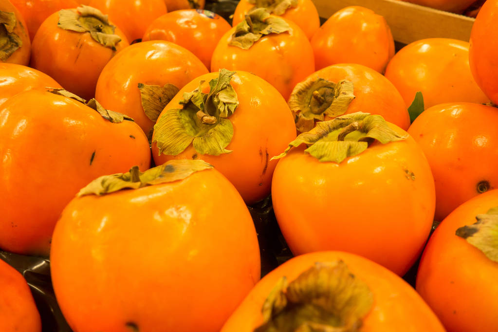 Anecoop enviará hoy el primer contenedor de kaki ... | Agromaquinaria.es