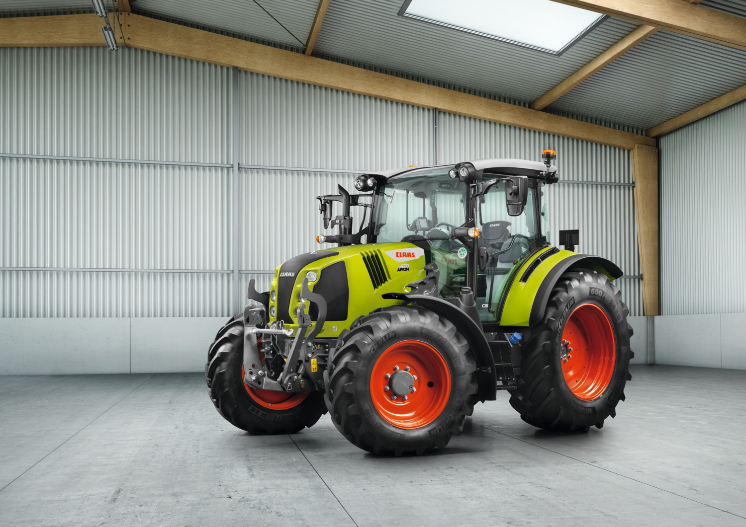 ARION 470 de CLAAS demuestra eficiencia y tracción | Agromaquinaria.es